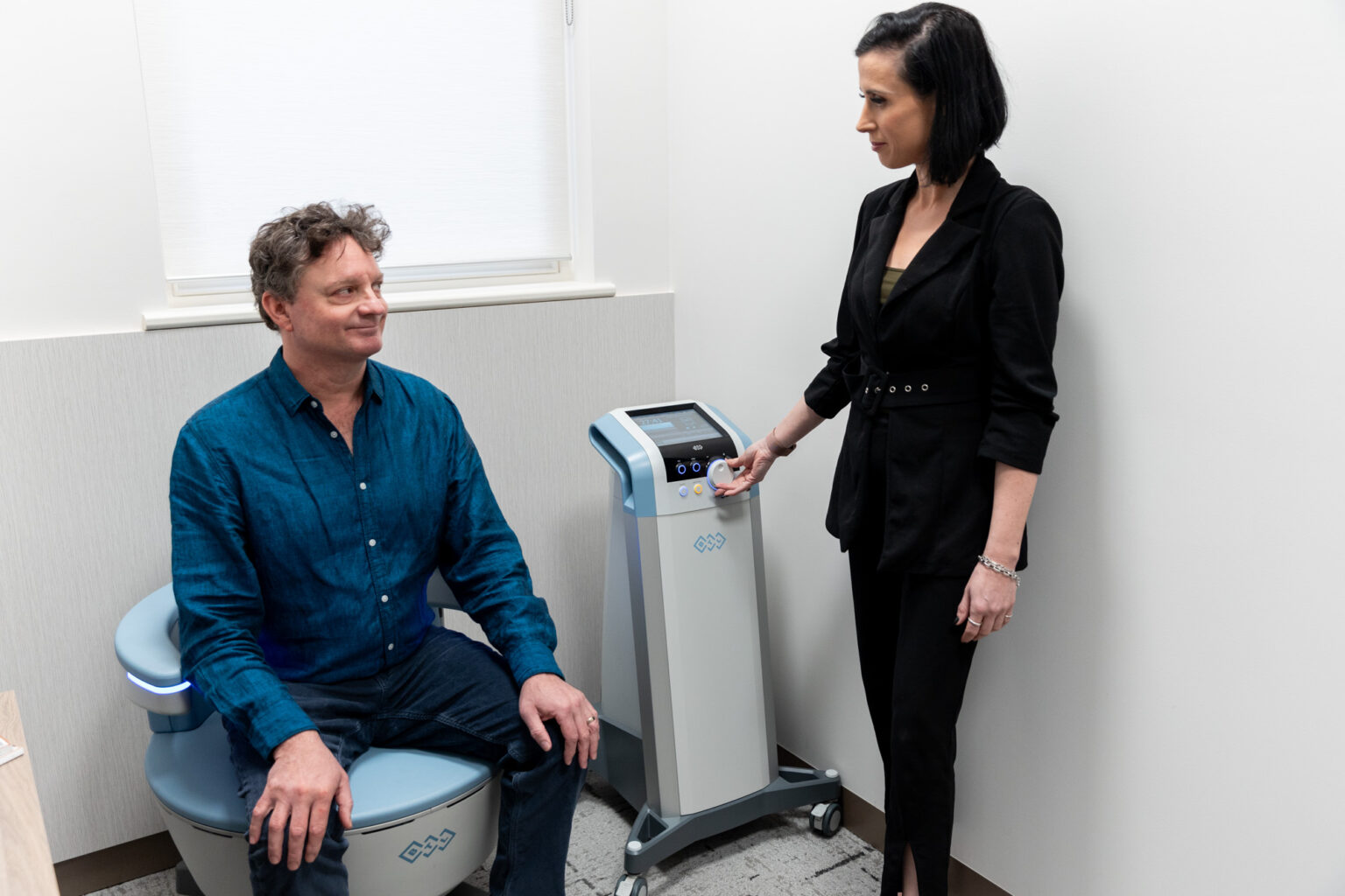 Emsella Chair in Ultimo, Sydney | Dr Refresh