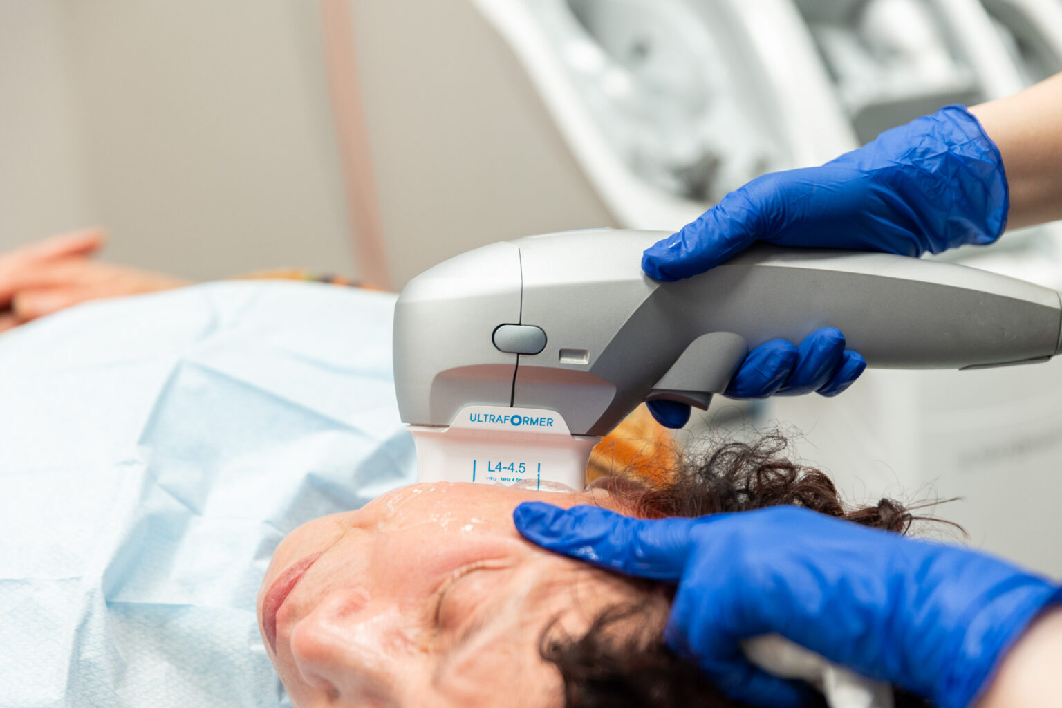 Double Chin Treatment in Ultimo | Dr Refresh