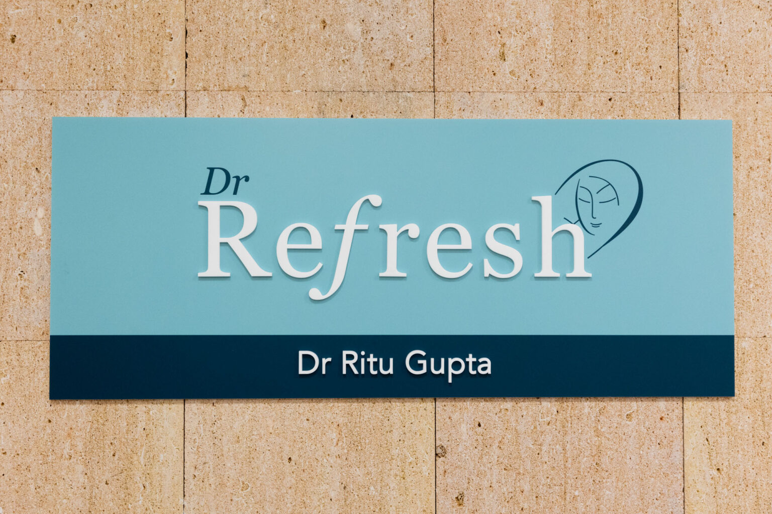 Cosmetic Dermatologist in Ultimo | Dr Refresh